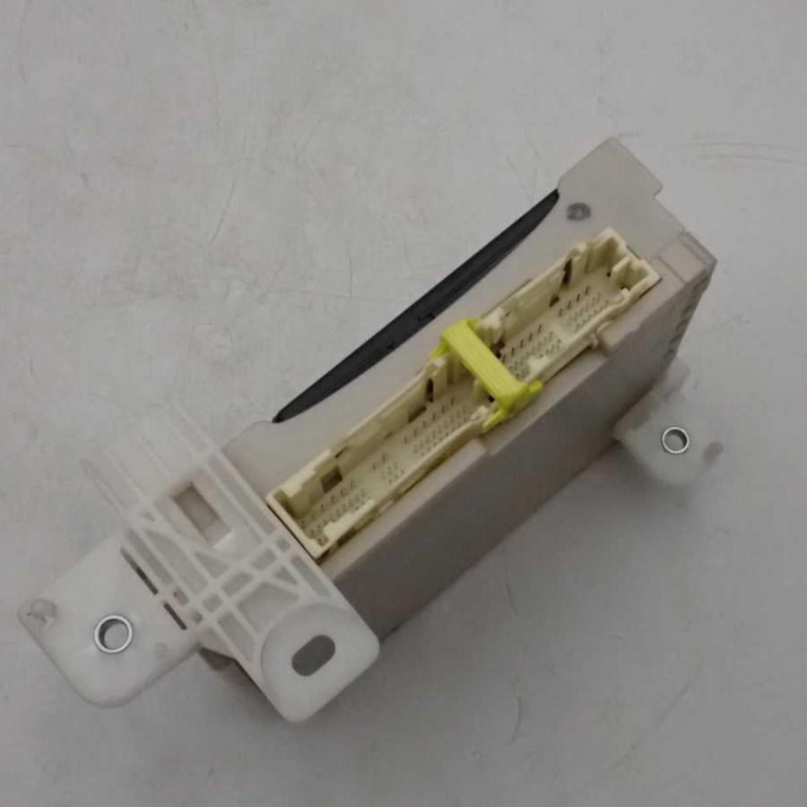 平成30年 サクシードバン NCP160V 後期 純正 室内ヒューズボックス BOX リレー MULTIPLEX NETWORK BODY ...