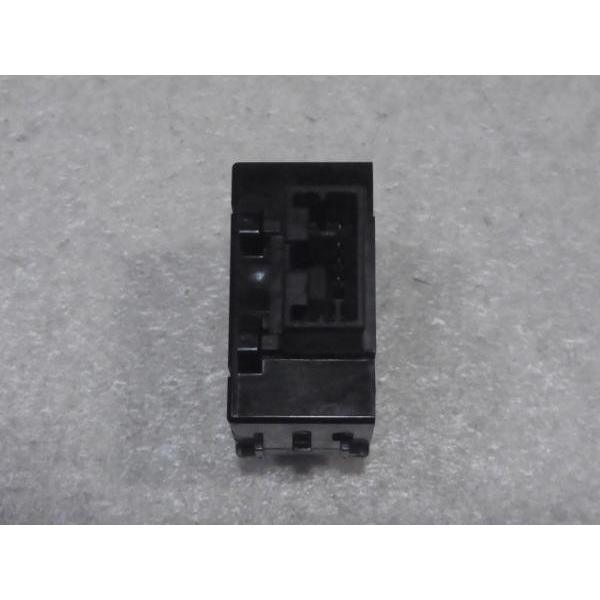 フーガ PY50 後期 純正 VDC OFF スイッチ 中古 即決 : ALTECH PARTS 1号店 - 通販 - Yahoo!ショッピング