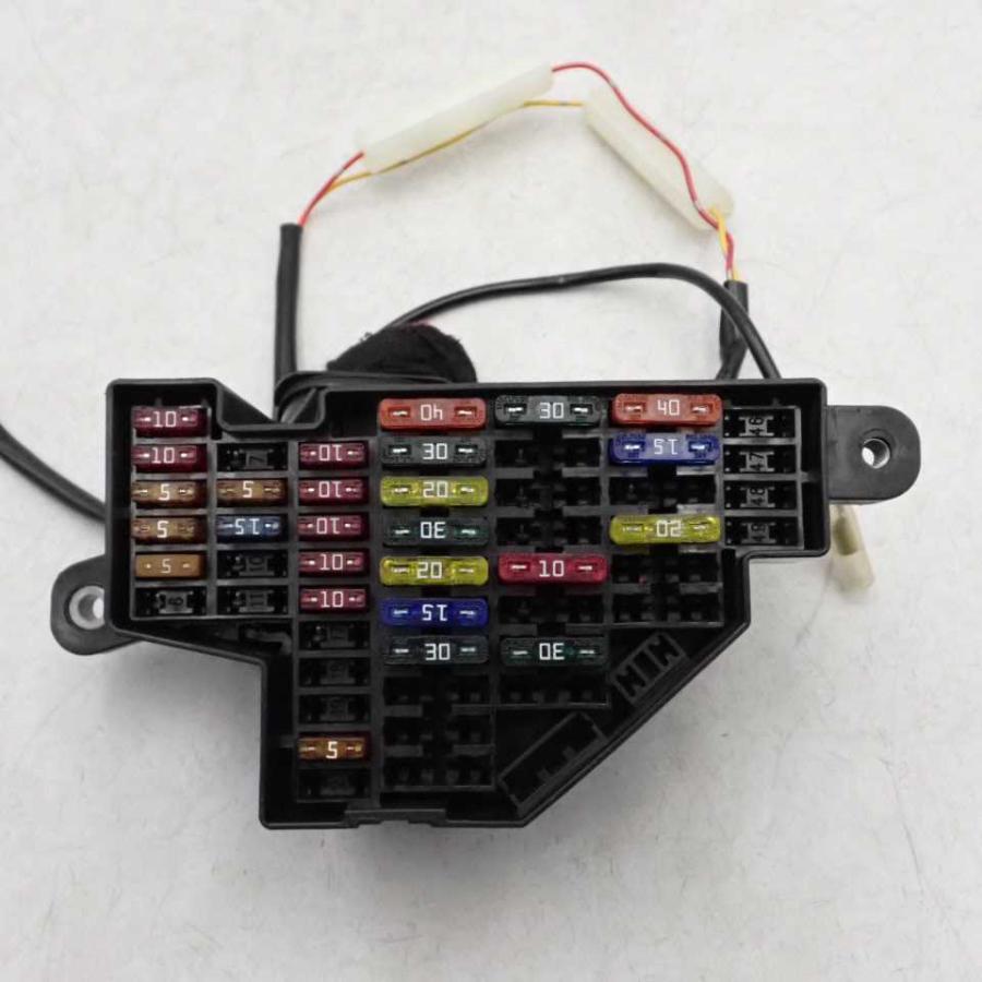 平成22年 アウディ A3 スポーツバック 8P 8PCDA 純正 室内ヒューズボックス BOX リレー 4934818-010101 中古 ...