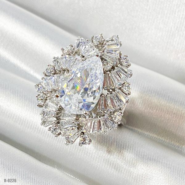 送料無料!! デザインリング 14号 指輪 大振り モチーフ CZダイヤ ドロップ 雫 キラキラ パーティー かわいい R-0226 : オールマイティーヤフーショップ - 通販 ...