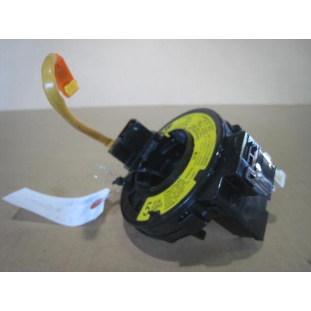 ウィッシュ DBA-ZNE10G スパイラルケーブル 84306-52041 186555 : 有限会社尼岡産業ヤフーショップ - 通販 ...