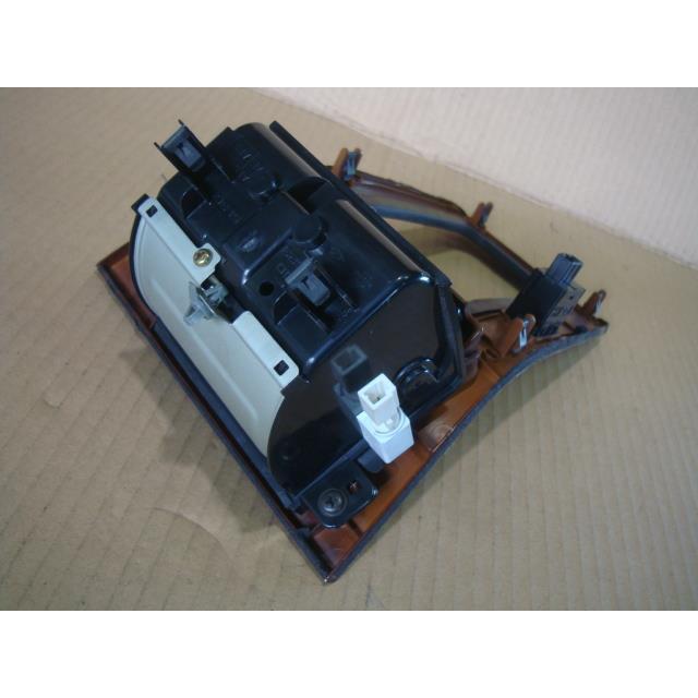 ローレル E-HC35 シフト枠パネル 190035 : 有限会社尼岡産業ヤフーショップ - 通販 - Yahoo!ショッピング