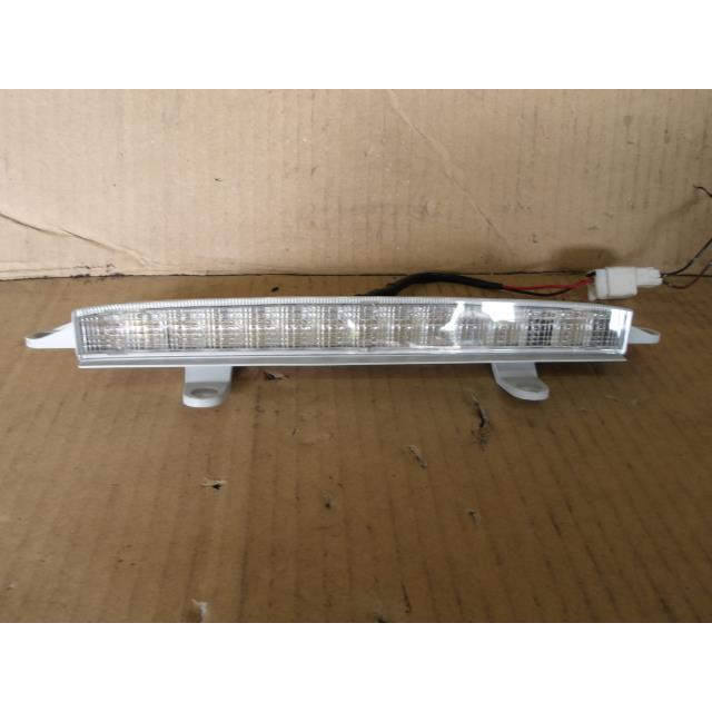 ブルーバードシルフィ UA-QG10 ハイマウントストップランプ 26590-6N000 202048 : 有限会社尼岡産業ヤフーショップ - 通販 - Yahoo!ショッピング