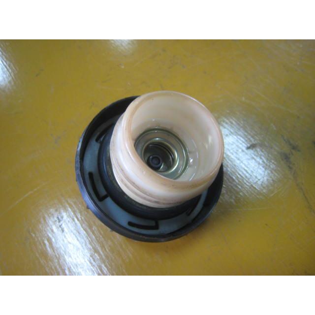 セプター E-SXV15W 給油口蓋タンクキャップ 送料無料 定形外郵便発送174064 : 有限会社尼岡産業ヤフーショップ - 通販 ...