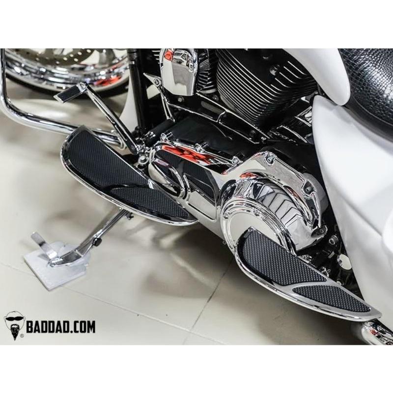 【81201-2】 905 パッセンジャーフロアボード 2000〜17年FLソフテイルモデル、1997年以降ツーリングモデルに適合 ...