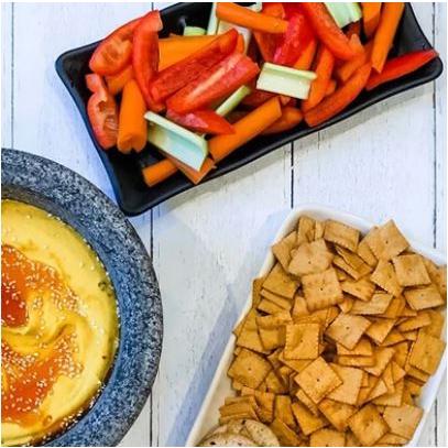 [2箱セット] From the Ground Up Butternut Squash Crackers Parmesan - 4oz ...
