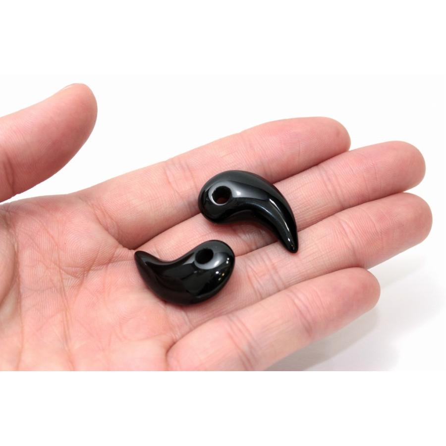 モリオン（黒水晶）勾玉【Sサイズ】 ペンダント 魔除け お守り パワーストーン : AMERI Stone ショッピングYahoo!店 - 通販 - Yahoo!ショッピング