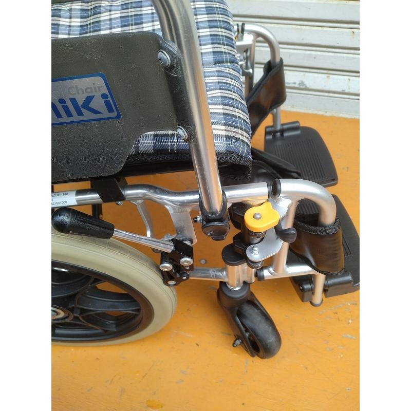 KM-25-0702-05 一部地域を除き送料無料 MIKI 介助用 車椅子 SKT-6 6輪 : アネット介護用品店 - 通販 - Yahoo!ショッピング