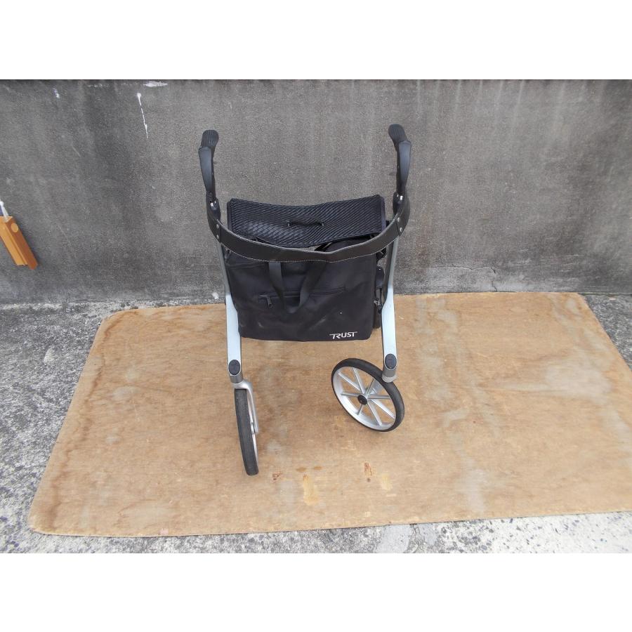 TS-25-0418-06 シルバーカー 歩行器 竹虎 レッツフライ 118100 : アネット介護用品店 - 通販 - Yahoo!ショッピング