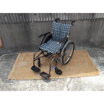 TS-25-0709-01 一部地域を除き送料無料 カワムラサイクル WAVIT（ウェイビット） 自走式車椅子 WA22-40レッグサポートなし、キズ有 : アネット介護用品店 - 通販 ...