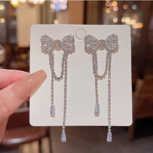 ピアス レディース 金属アレルギー対応 両耳2点 18K ピアス 蝶々 リボン CZダイヤモンド バケットカット ロング シルバー925 送料 ...