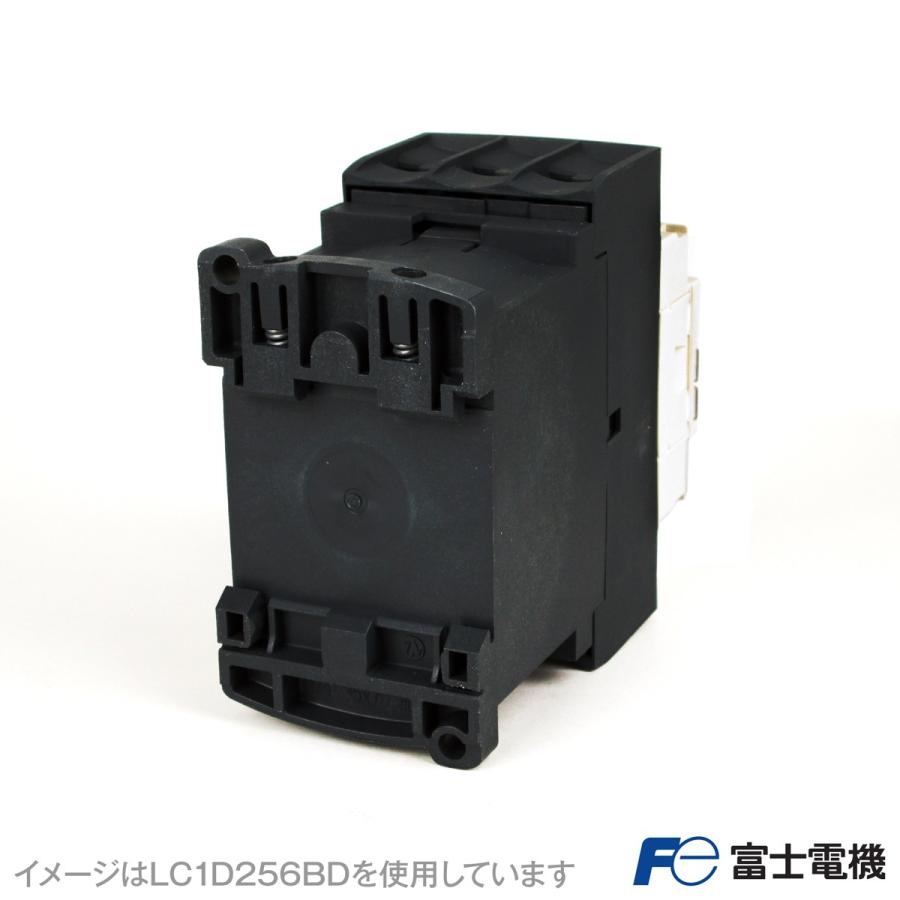シュナイダーエレクトリック LC1D326BD 非可逆形電磁接触器 (丸型圧着端子 3極 定格電流：32A コイル電圧：DC24V) from ...