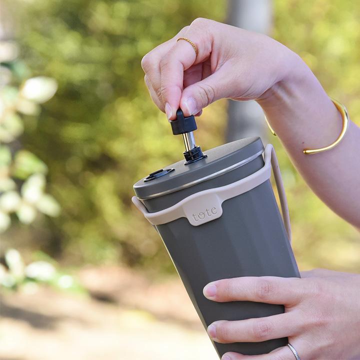 tote ストロー付 保冷タンブラー 蓋付 専用シリコンホルダー付き 570ml／トート : アンジェ インテリア雑貨 - 通販 - Yahoo!ショッピング