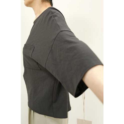 ROBE 春夏物【ローブ/カフネ/年間物/525905】ポリマットサテンジョーゼット丸首リラックスコクーンブラウスドルマン6分袖左胸貼ポケ ...