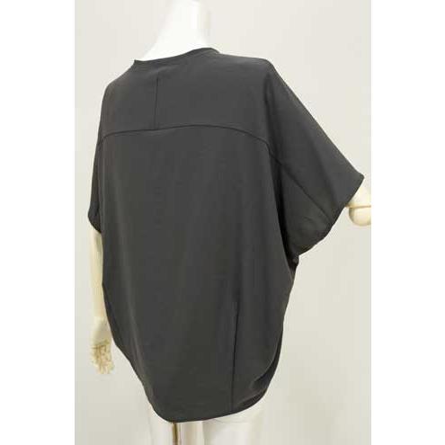 ROBE 春夏物【ローブ/カフネ/年間物/525905】ポリマットサテンジョーゼット丸首リラックスコクーンブラウスドルマン6分袖左胸貼ポケ ...