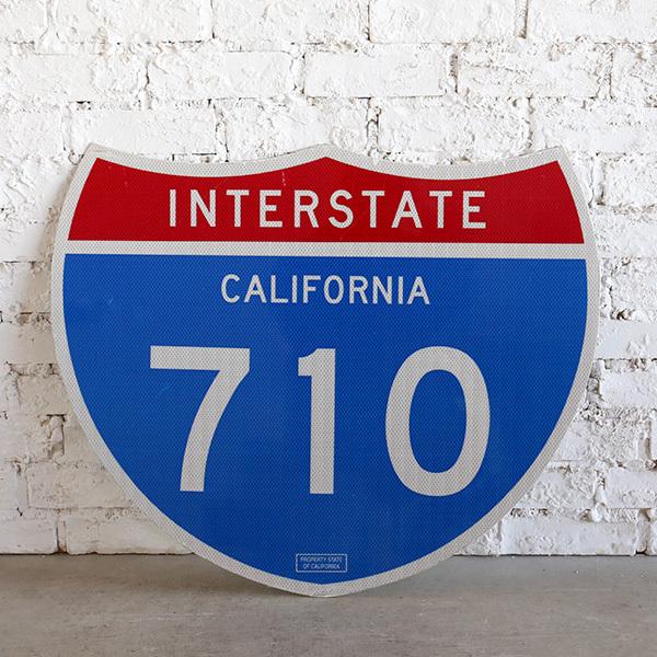 看板 標識 Interstate California 710 カリフォルニア ガレージ ヴィンテージ サイン オリジナル アメリカ標識 道路 ...