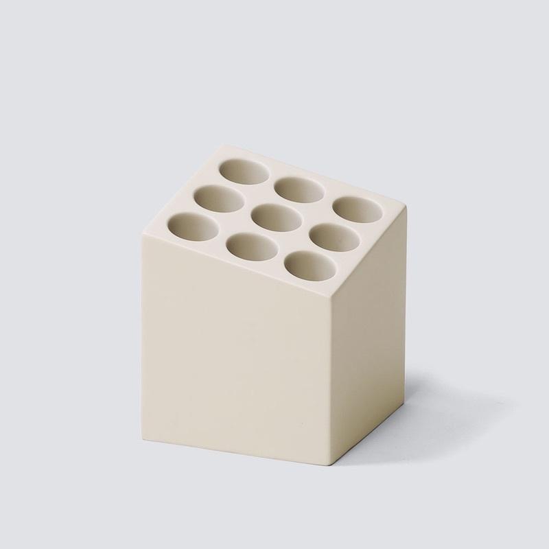 ideaco （オススメ）イデアコ CUBE キューブ 傘立て ベージュ : アントデザインストア - 通販 - Yahoo!ショッピング