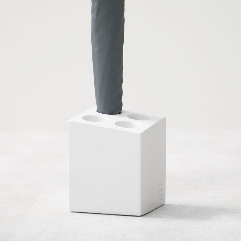 （オススメ）イデアコ ideaco MINI CUBE ミニキューブ 傘立て ホワイト :minicube-white:アントデザインストア - 通販 - Yahoo!ショッピング