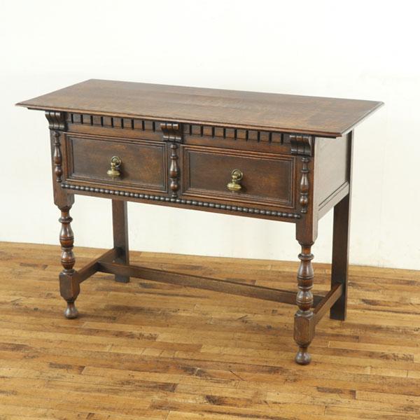 サイドテーブル 深さのある引き出しも魅力 美しい杢目 かっこいいデザイン イギリス アンティークフレックス 58181 : アンティーク ...