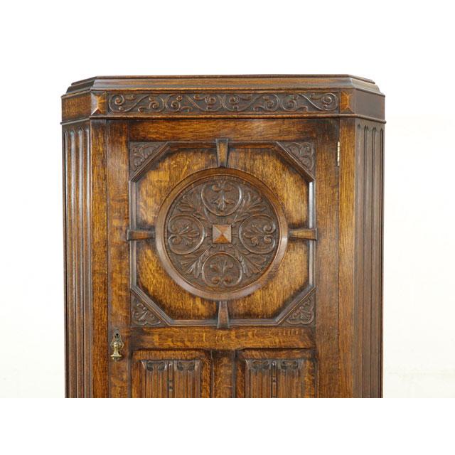 イギリスアンティーク ワードローブ 1枚扉 布地が折り重なったようなリネンフォールド 衣類収納 アンティークフレックス 59346 ...