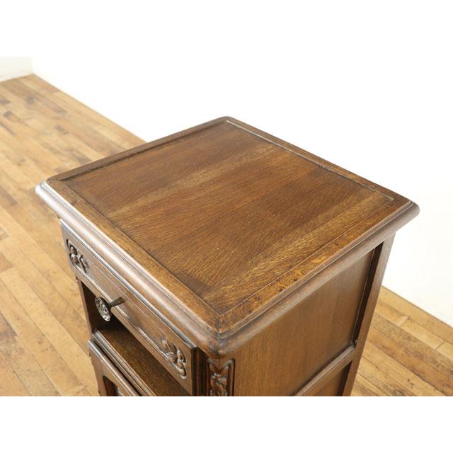 ナイトテーブル 引き出しと扉、さらに開口棚 猫脚 ベッドサイド 玄関 飾り台 サイドテーブル かわいい フランスアンティーク家具 64483 ...