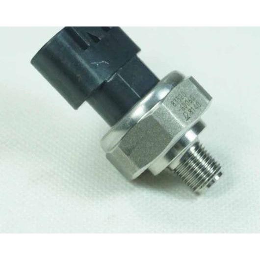 エンジン オイル プレッシャー スイッチ センサー 83520-60060 8352060060 適用: トヨタ ハイエース ダイナ トヨ ...