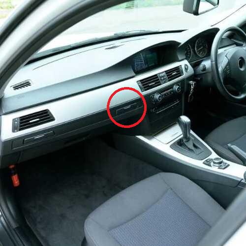 BMW BMW純正 ドリンク・ホルダー 右側 (センター) (右ハンドル車) (E90/E91/E92/E93) (後期 ...