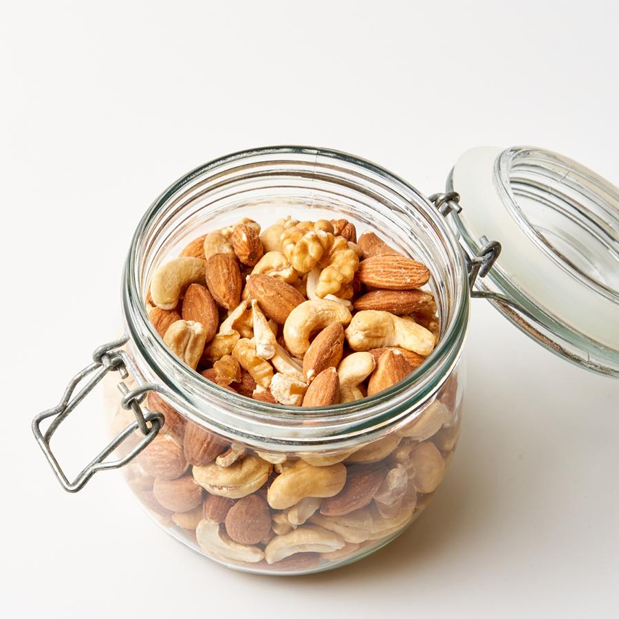 Q・B・B 【 全品ポイント4倍 】QBB ミックスナッツ缶 1kg (缶詰 お菓子 おつまみ ナッツ缶) [7088476] : A-プライスオンラインショップ - 通販 - Yahoo ...