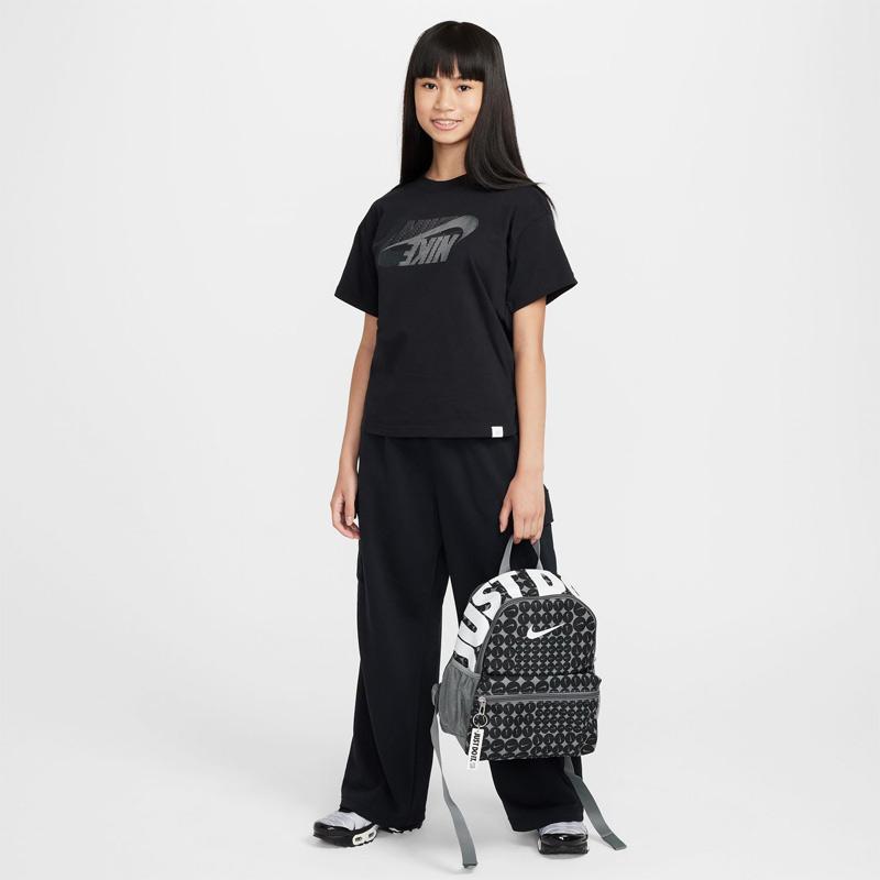 NIKE ナイキ キッズ リュック かばん YTH BRSLA JDI ミニ バックパック-AOP SP25 子ども用 ジュニア 総柄 ...