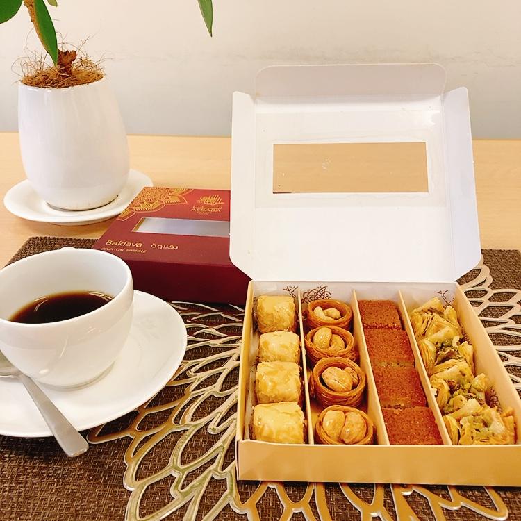 おいしい焼き菓子 バクラヴァ ミックス 215g アラビックスィーツ代表格の ナッツたっぷりパイ 菓子 バクラバ 4種類16個入り 送料無料 ...