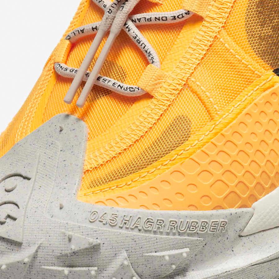 NIKE（ナイキ） ACG マウンテン フライ 2 ロー [ACG MOUNTAIN FLY 2 LOW] レーザーオレンジ/レーザーオレンジ ...
