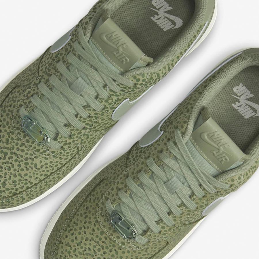 NIKE（ナイキ） エア フォース 1 '07 プレミアム [W AIR FORCE 1 '07 PRM] セサミ/ライトボーン/オイル ...