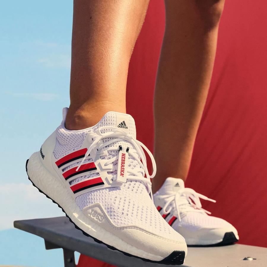 [アディダス] ウルトラブースト 1.0 DNA [ULTRABOOST 1.0 DNA] フットウェアホワイト/スカーレット/コアブラック ...