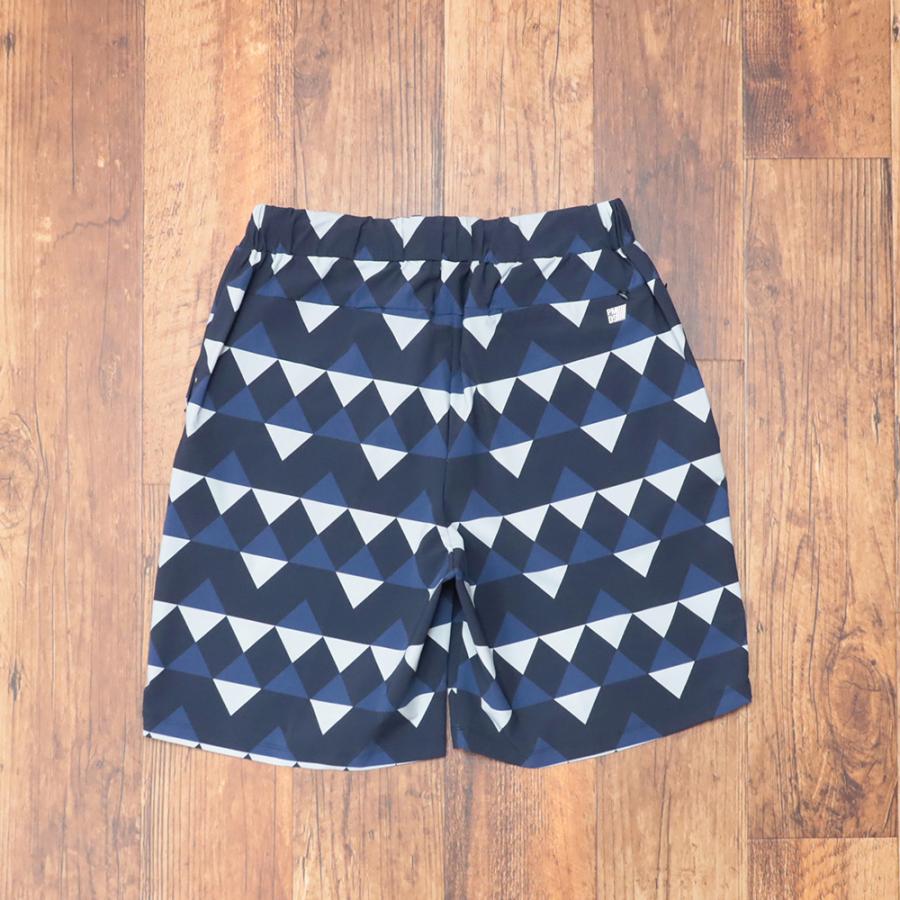 P.M.D.S. 【アウトレット】PMDS イージー ハーフパンツ 大きいサイズ INVISIBLE SHORT GEO ハイパーストレッチ 幾何学 イタリア製 メンズ : アートフィッシュ ...