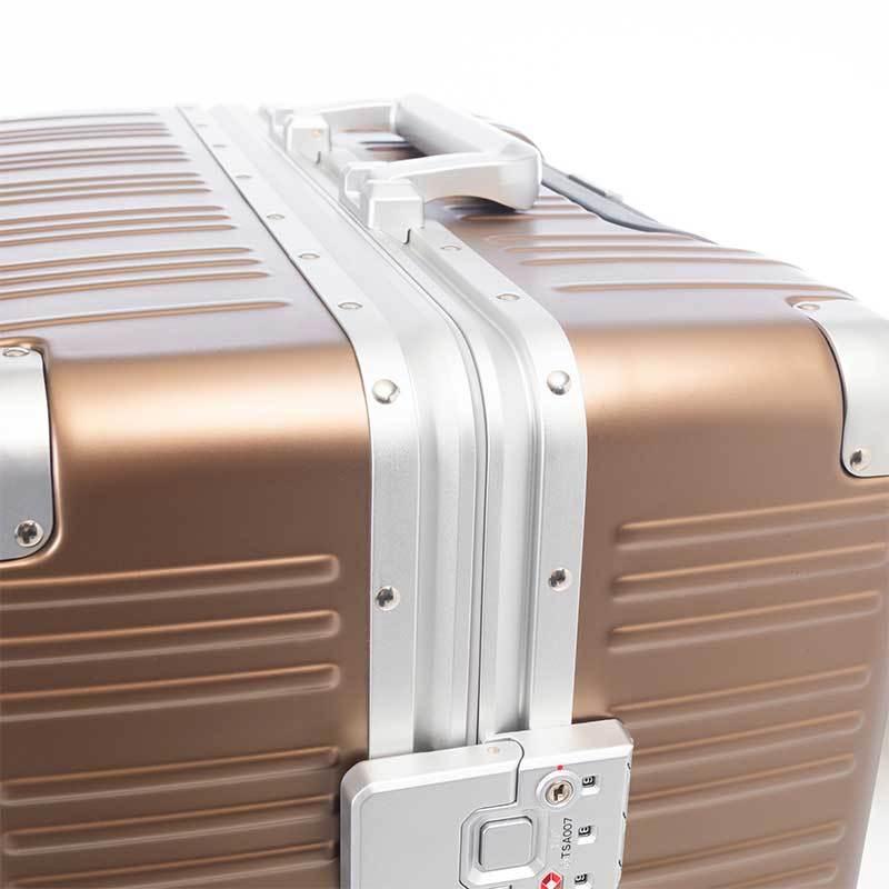 TAKEO KIKUCHI（タケオキクチ） タケオ キクチ スーツケース