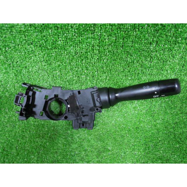 トヨタ ヴィッツ NCP95 ウィンカー ライト スイッチ 中古 S47 52180 35SUD25 9ピン 10003 : アサヒ ...