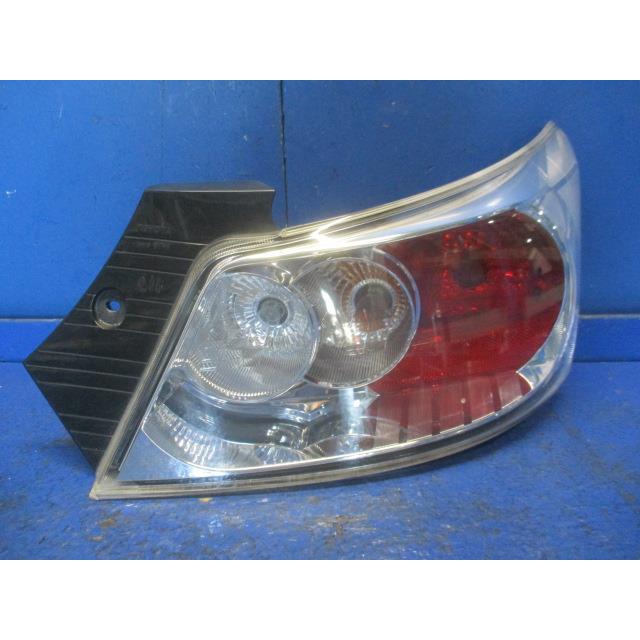 bB DBA-QNC21 右テールランプ X07 コイト B1-6 81550-B1190 : 000014418515500 : as-shop3 - 通販 - Yahoo!ショッピング