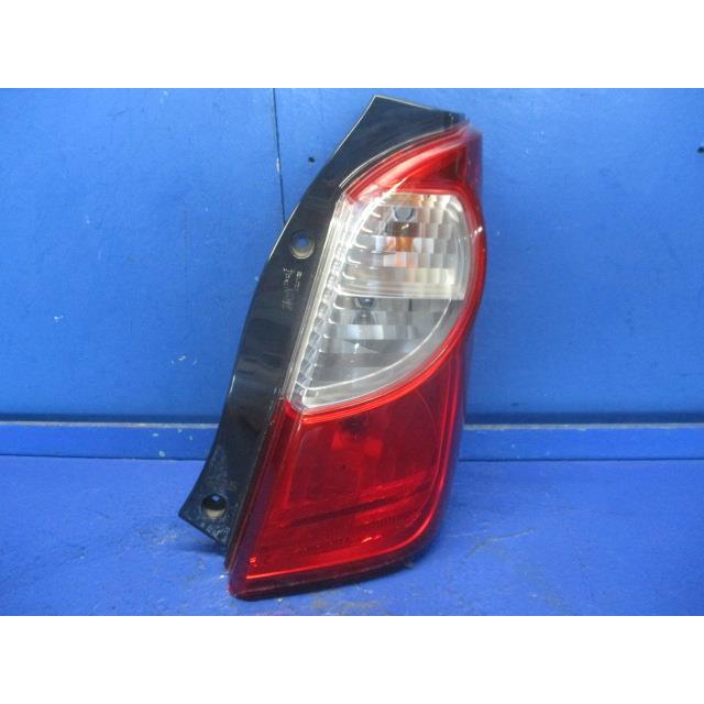 キャロル DBA-HB25S 右テールランプ UG(26U) トウカイ 35603-64L0 1A14-51-161 : as-shop3 - 通販 - Yahoo!ショッピング