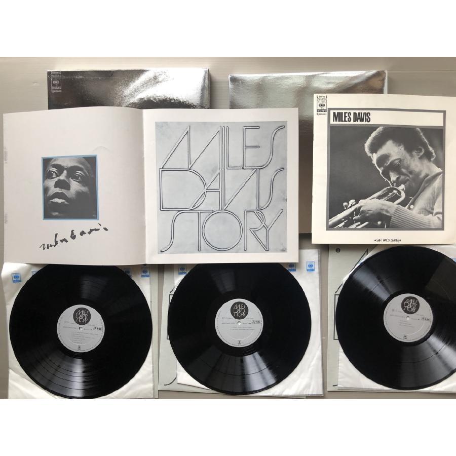 原信夫Collection 傷なし美盤 激レア Miles Davis 1972年 3枚組LPレコード Miles Davis Story 2 BOXセット国内盤 12p & 24p ...