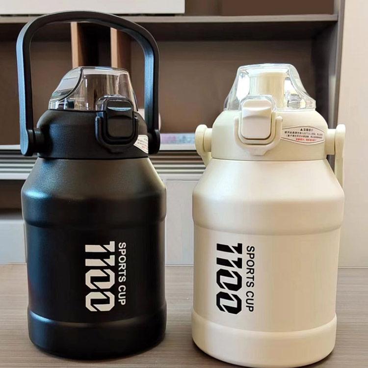 ステンレス ウォータージャグ キャンプ用 アウトドア アイスコンテナ 1100ml 氷入れ 小型 水筒 保冷 ボトル 保温 スポーツ ドリンク 対応 : seam - 通販 - Yahoo ...