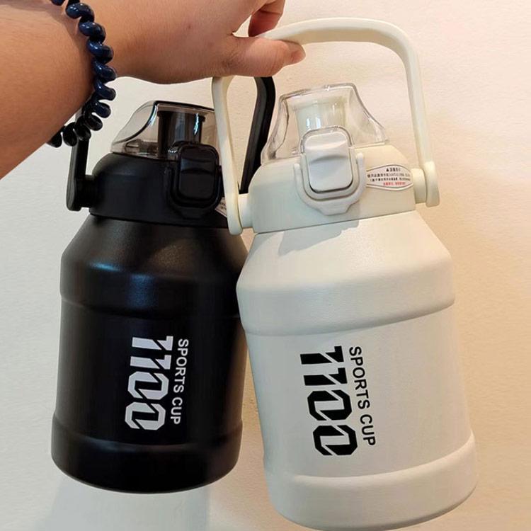 ステンレス ウォータージャグ キャンプ用 アウトドア アイスコンテナ 1100ml 氷入れ 小型 水筒 保冷 ボトル 保温 スポーツ ドリンク 対応 : seam - 通販 - Yahoo ...