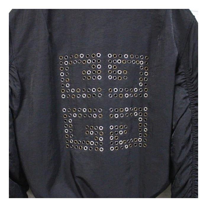 【広尾店】ジバンシー GIVENCHY ボンバージャケット ブルゾン ポリアミド ナイロン 黒 size:36 :011693:atlantis - 通販 - Yahoo!ショッピング