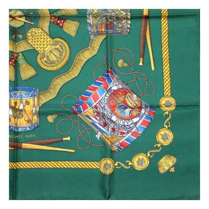 エルメス HERMES カレ90 大判スカーフ LES TAMBOURS タンブールの太鼓 :061635:atlantis - 通販 - Yahoo!ショッピング
