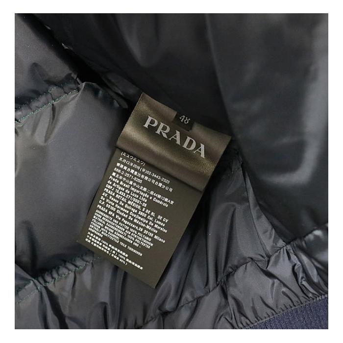 PRADA 銀座店 美品 プラダ 2020年 ダウンジャケット フード付き PRADA 銀座店 美品 プラダ 2020年 ダウンジャケット フード付き