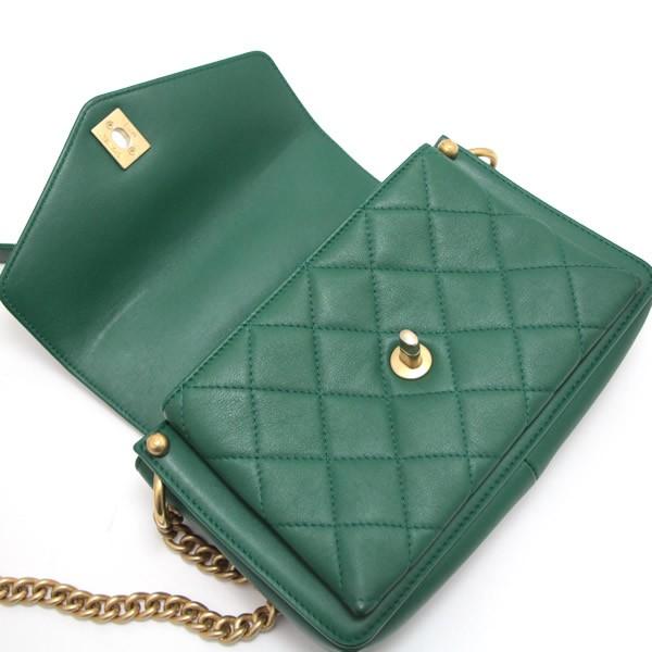 美品 シャネル CHANEL チェーンショルダーバッグ マトラッセ ラム グリーン 28番台 【69553】 : atlantis - 通販 ...