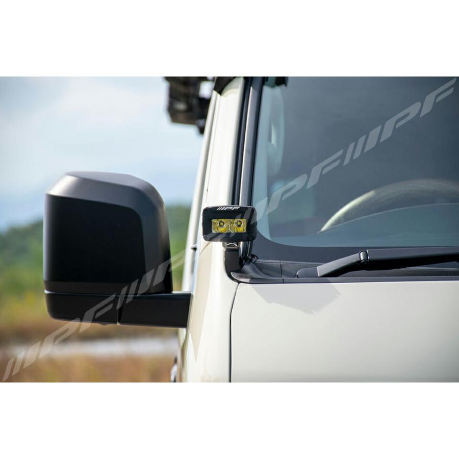 IPF ボンネットランプステー for ハイエース 200系 H16.08- 標準ボディ・ワイドボディ対応 : オートクラフト - 通販 - Yahoo!ショッピング