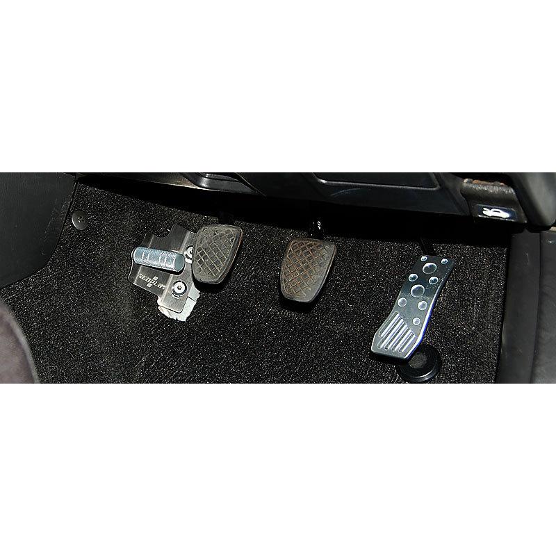 NEOPLOT フットレストバーNEO レガシィB4 BL5 BLE MT : オートクラフト - 通販 - Yahoo!ショッピング