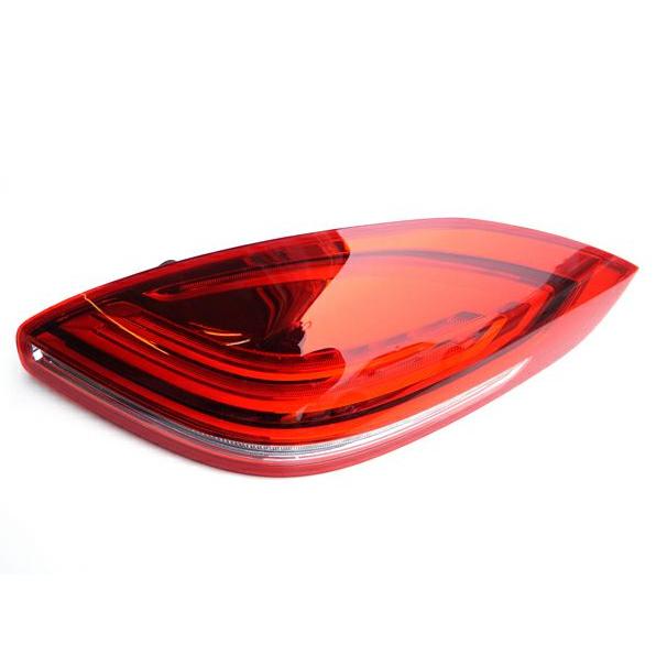 【ポルシェ純正】ポルシェ 970パナメーラ テールライト USスタイル 右 97063143605 : Auto-Parts 輸入車 パーツ ...