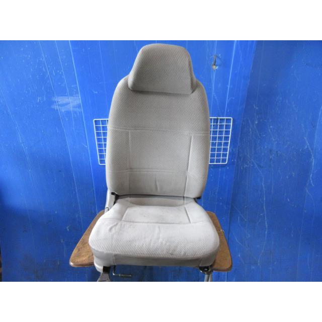 タイタン KK-WHF5T ドライバーシート A2W W613-88-110A 05 428824 : 220704000270500 : オート商会 - 通販 - Yahoo!ショッピング