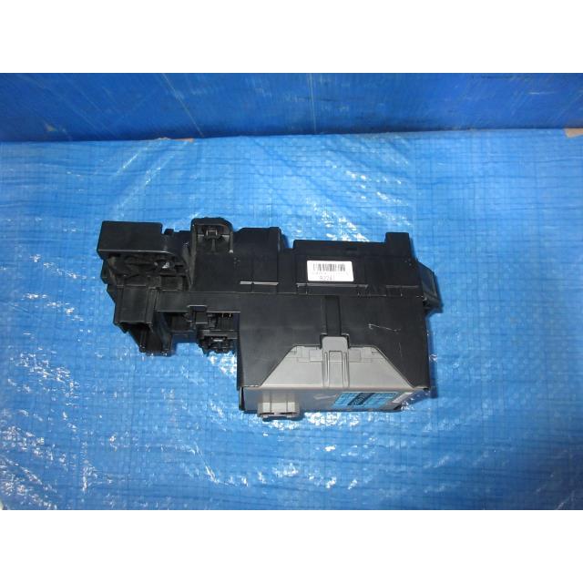 タント DBA-L375S ヒューズボックス S28 82600-B2241 435381 : オート商会 - 通販 - Yahoo!ショッピング